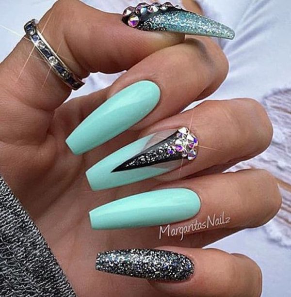 31 Posh Tiffany Blue Nail Polish Designs – NailDesignCode