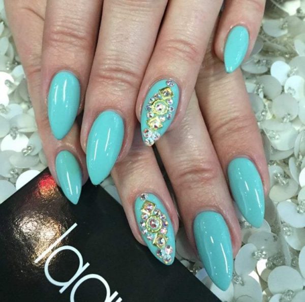 31 Posh Tiffany Blue Nail Polish Designs – NailDesignCode