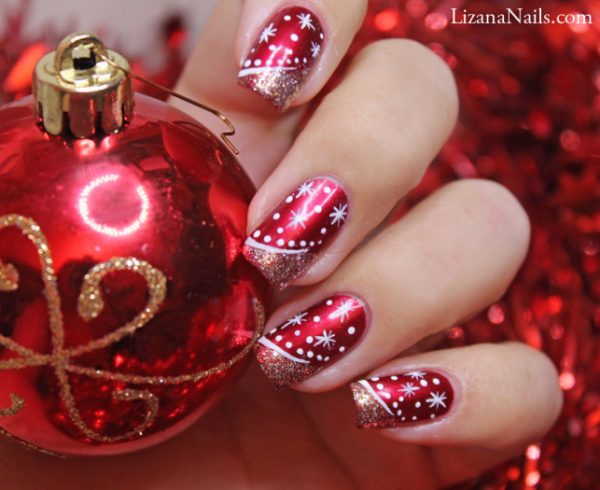 31 Delicate Snowflake Nail Designs for Winter