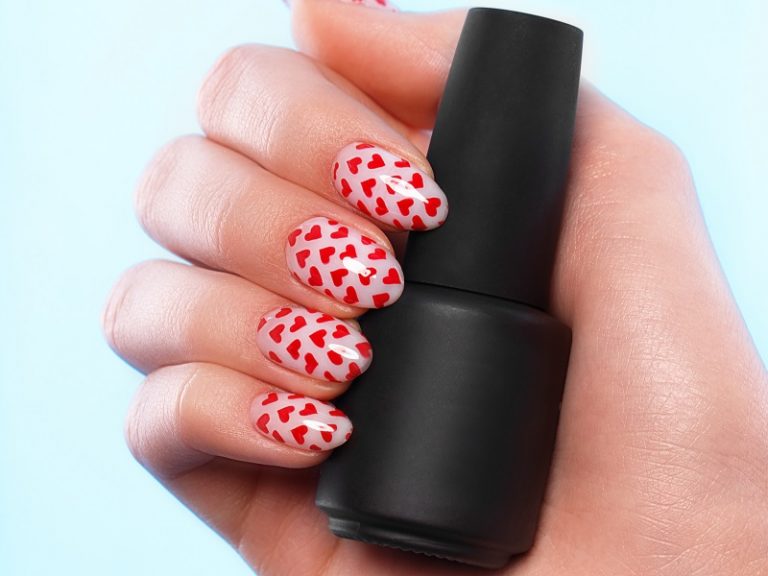 Round Nail Designs: Pretty Ideas for a Classic Shape
