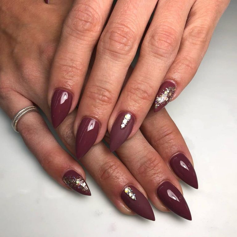 45 Stiletto & Pointy Nail Designs for a Sharp Look