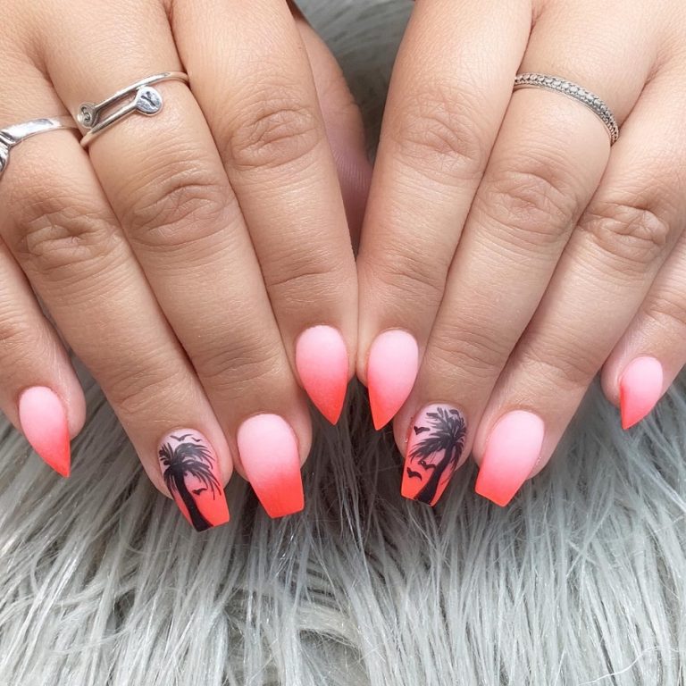 22 Neon Ombre Nails for Maximum Summer Vibes